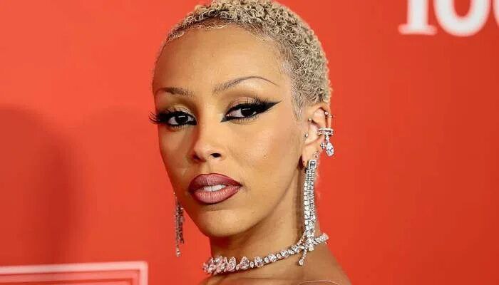 Doja Cat Revela Colaborações Estelares com Jack Antonoff e Blood Orange ...
