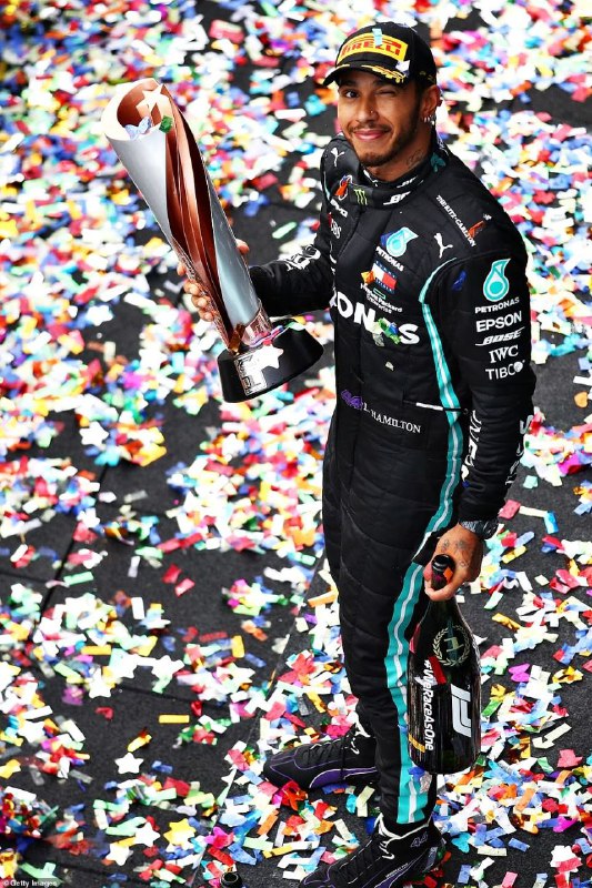 Hamilton completa 5 anos desde a conquista do sétimo título na Fórmula ...